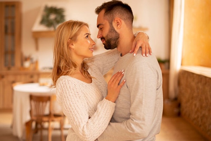 STD Dating in Colchester – Meet Local HSV, HPV & HIV Singles